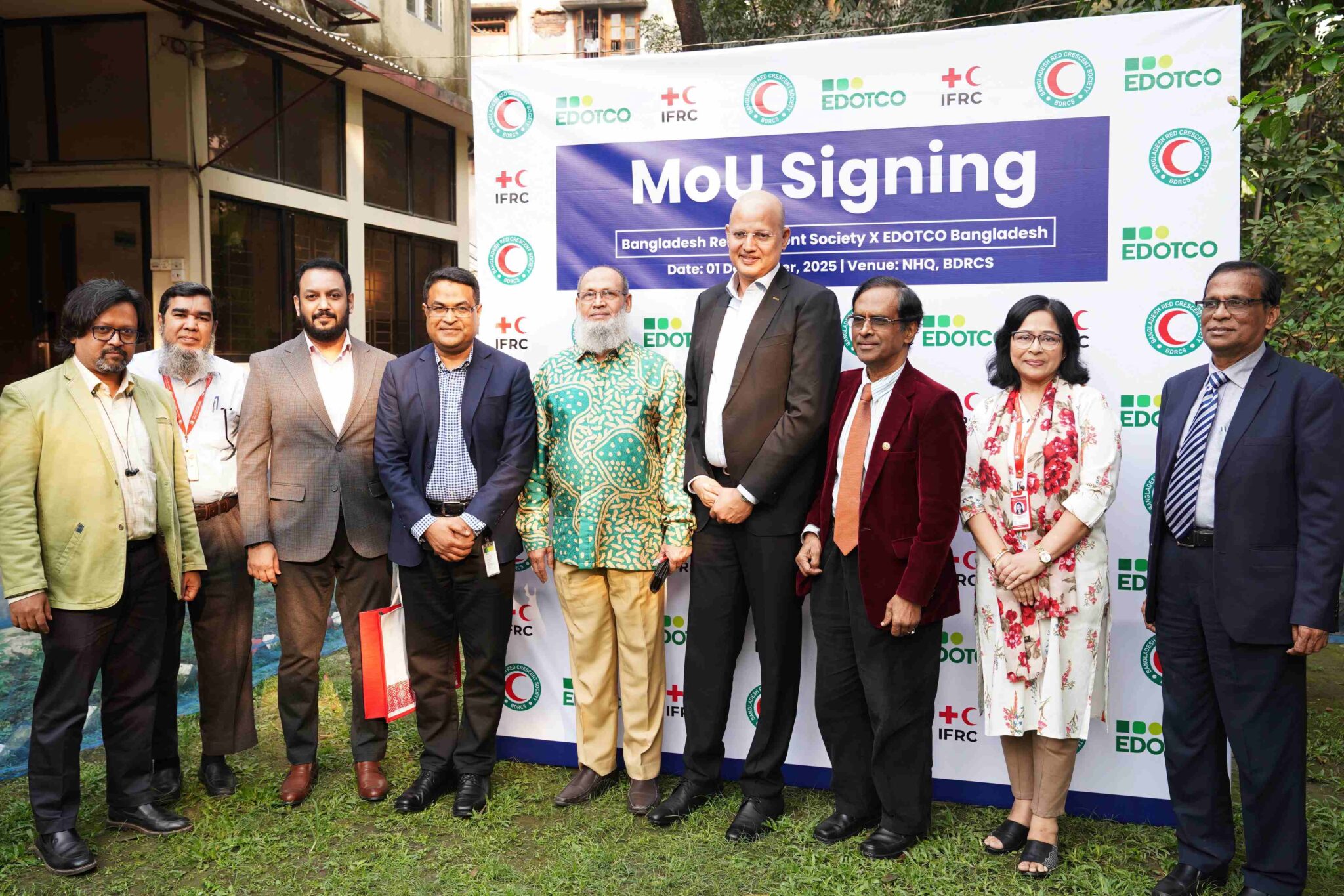 BDRCS and EDOTCO Bangladesh sign MoU to bring solar energy to health ...